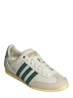 Adidas Adidas Japan Low Top Sneakers Off White/ Green/ Orange Tint