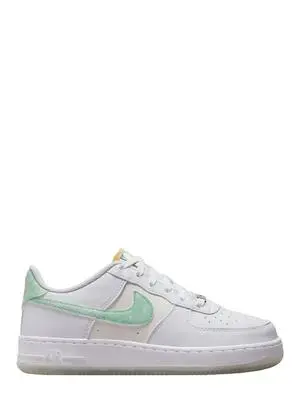 Nike Air Force 1 Low LV8 Sneakers White/white/phantom