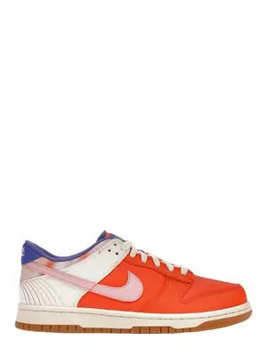 NIKE Nike Dunk Low SE Sneakers