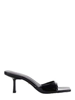 Raye Jocey Mule - Black