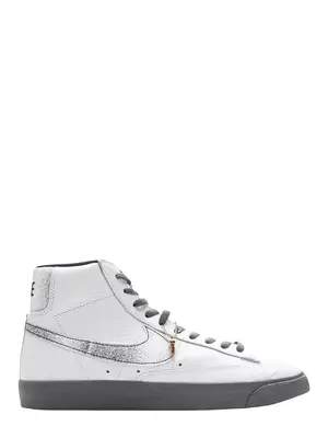 Nike Blazer Mid '77 50 Years Of Hip-hop Sneakers - White