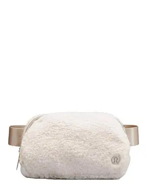 Lululemon Everywhere Fleece Belt Bag - Natural Ivory Trench