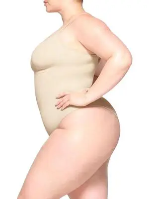 SKIMS Seamless Sculpt Brief Bodysuit - Sand