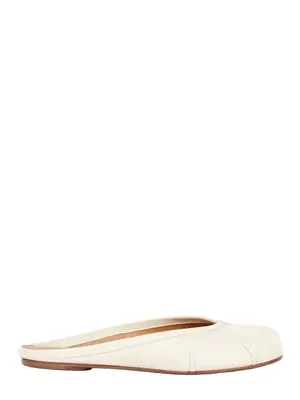 MAISON MARGIELA Tabi Leather Mules - White