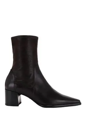 VAGABOND SHOEMAKERS Giselle Boot - Chocolate
