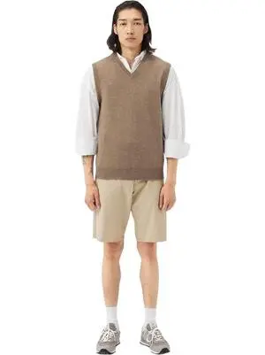 Gobi Cashmere Cashmere V-neck Vest - Taupe