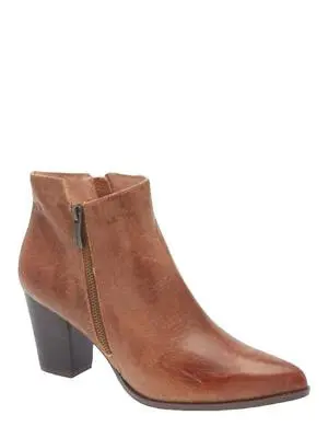 CHOCOLAT BLU Chocolat Blu Eri Pointed Toe Bootie Brown Leather