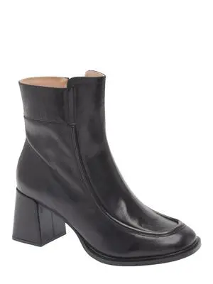 CHOCOLAT BLU Haru Bootie - Black Leather