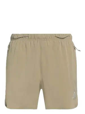 Nike Shorts & Bermuda Shorts Beige