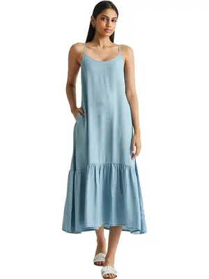 REISTOR Flowy Maxi Dress - Blue