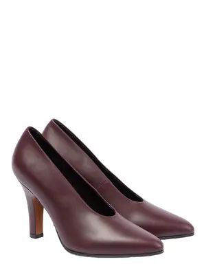 THE ROW Prudens Leather Pumps - Brown