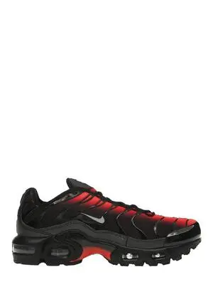 Nike Air Max Plus Sneakers - Black/bright Crimson/wolf Grey