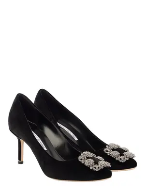Manolo Blahnik Hangisi 70 Embellished Velvet Pumps - Black