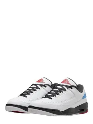 JORDAN Jordan 2/3 Low Top Sneaker White/ Varsity Red/ Black