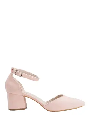FOREVER & ALWAYS SHOES Forever & Always Shoes Marcelle Low Block Heel Pumps Coral