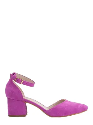 FOREVER & ALWAYS SHOES Forever & Always Shoes Marcelle Low Block Heel Pumps Fuchsia Pink Suede