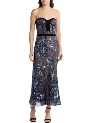 lace and feather dress Unique Lace Wedding Dress in Sparkly Feather Pattern main image 0