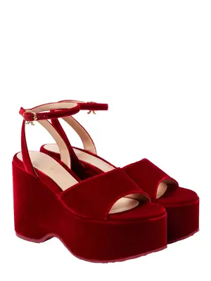 GIANVITO ROSSI Velvet Wedge Sandals - Red