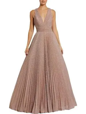 Mac Duggal Shimmering Georgette Pleated Gown - Rose Gold