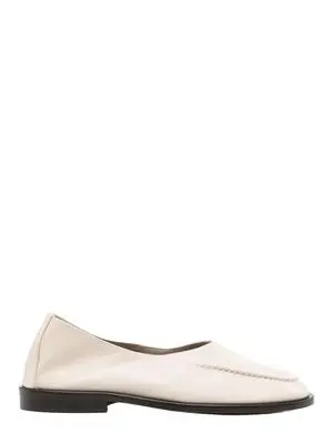 Hereu Juliol Loafers - White