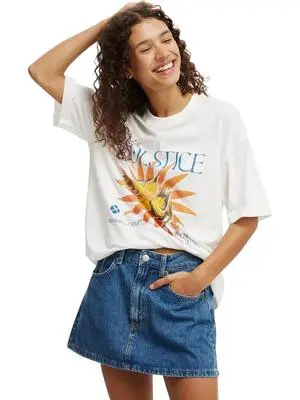 COTTON ON Boxy Graphic Tee Solstice Vintage White