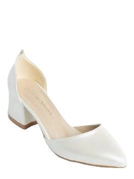 FOREVER & ALWAYS SHOES Forever & Always Shoes Fiona Low Block Heels With Ribbon Detailing Ivory