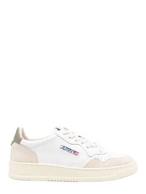 AUTRY Medalist Leather Sneakers - White