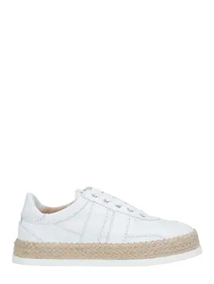 Agl Leather Low-top Sneakers - White