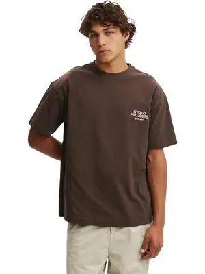 COTTON ON Box Fit Text T-shirt - Washed Chocolate Kyoto
