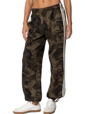 EDIKTED Camo Contrast Stripe Sweatpants - Olive