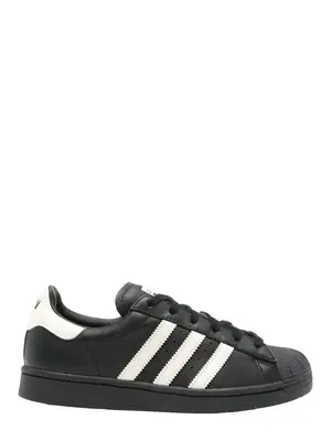 ADIDAS Adidas X AVAVAV Superfinger Superstar Sneakers