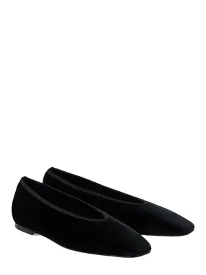 TOTEME Minimalist Velvet Ballet Flats - Black