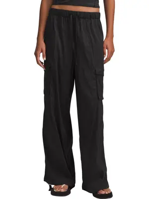 Lululemon Lightweight Adjustable Mid-rise Cargo Pant - Black