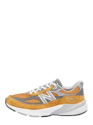 NEW BALANCE 990v6 Sneakers - Tan