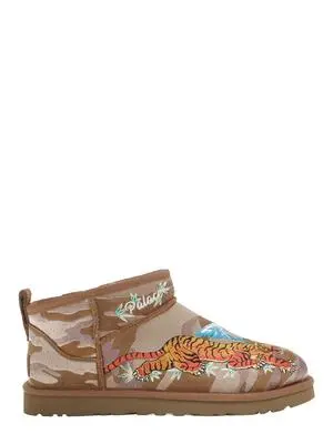 UGG Classic Ultra Mini Boot Palace Camo - Chestnut