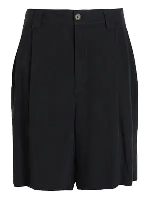 Giorgio Armani Shorts & Bermuda Shorts Black