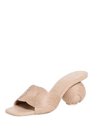 Cult Gaia Noor Raffia Sandals - Natural