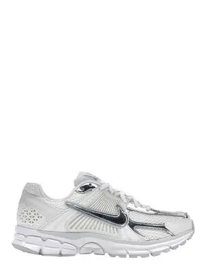 NIKE Nike Zoom Vomero 5 Chrome Toe Sneakers