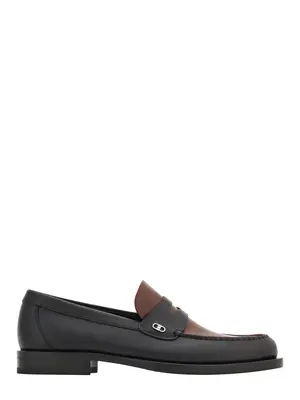FERRAGAMO Gancini Loafers - Black