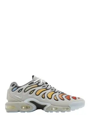 Nike Air Max Plus Drift Sneakers - Grey