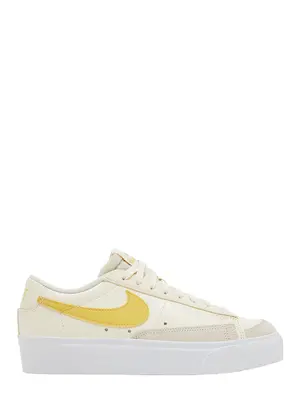 Nike Blazer Low Platform - Cream