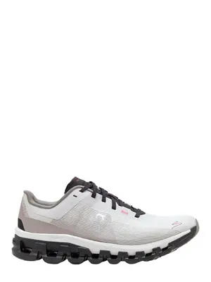 On Cloudflow 4 Distance Sneakers - White