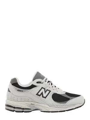 NEW BALANCE 2002R Sneakers Black