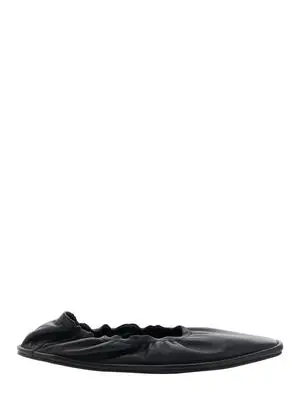 ST. AGNI Gathered Leather Ballet Flats - Black