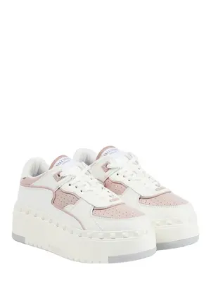 Valentino Garavani Freedots Xl Leather Platform Sneakers - White