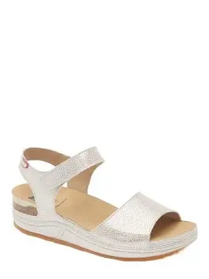 ON FOOT 250 Madison Platform Sandal - Starlight Oro