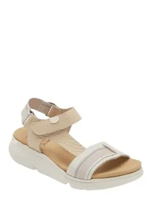 ON FOOT Daytona Platform Sandals - Beige