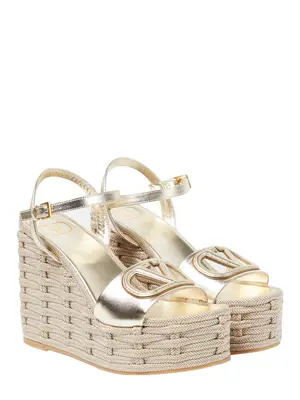 Valentino Garavani Vlogo Cutout Espadrille Wedges - Metallic