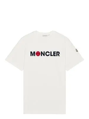 Moncler Short Sleeve Logo T-shirt In White - Silk White