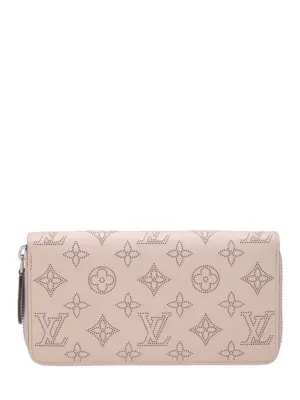 LOUIS VUITTON Monogram Mahina Zippy - Pink